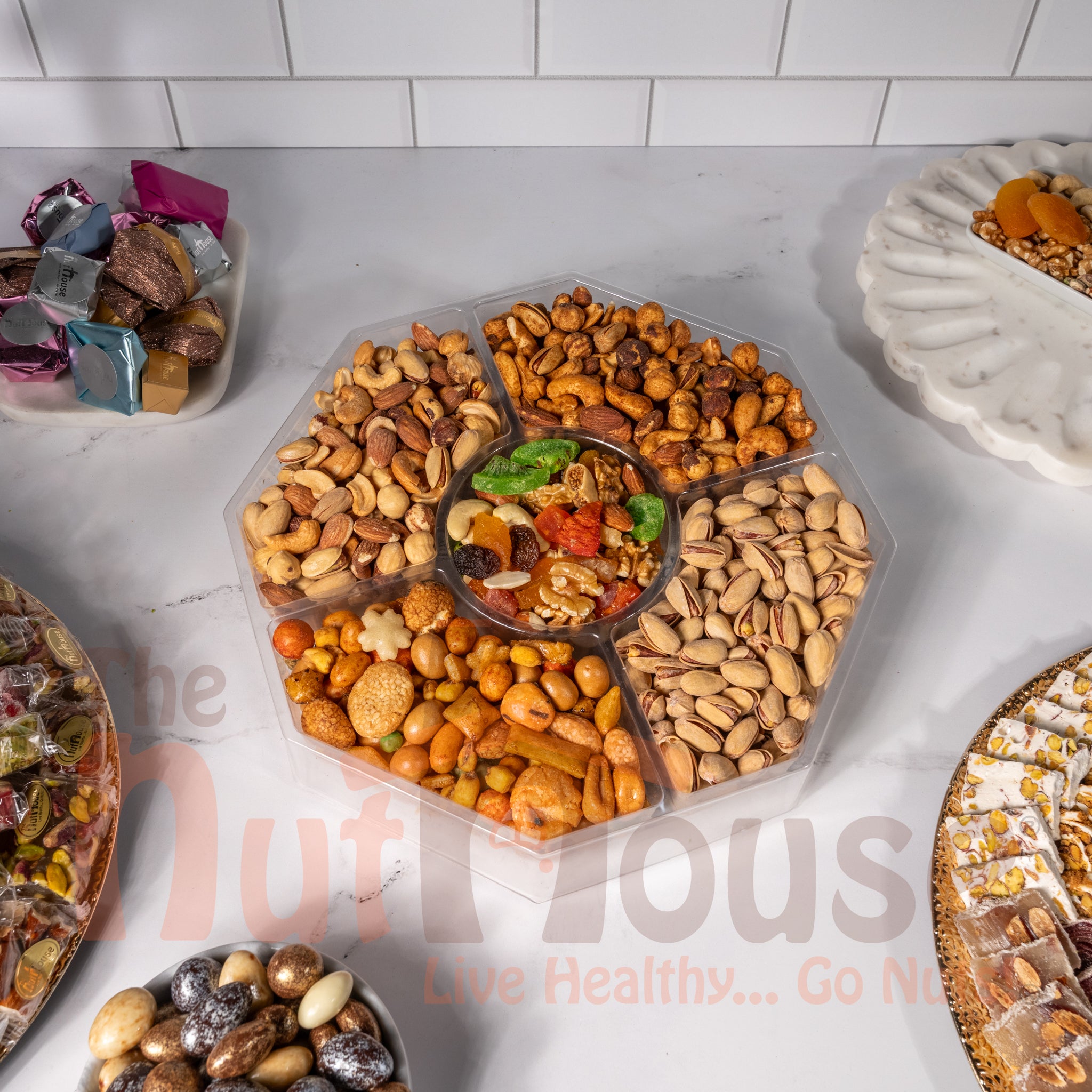 Mixed Snack Box 5 Sections - The Nut House